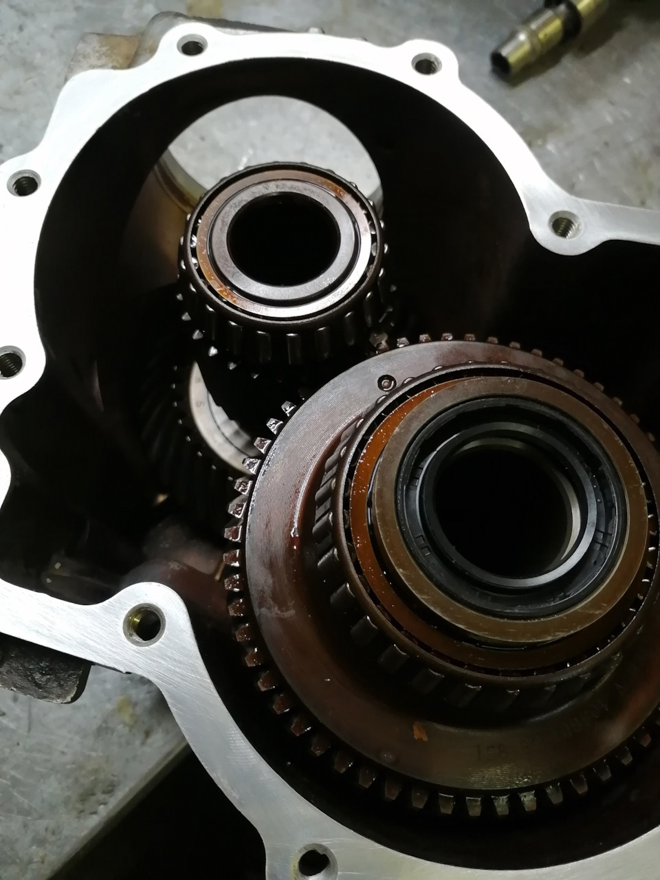 переуплотнение раздатки — Hyundai Santa Fe (1G), 2,7 л, 2011 года ...