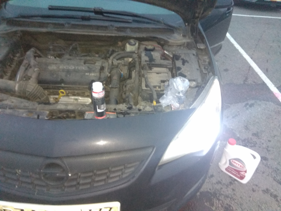 Пробил радиатор — Opel Astra J, 1,6 л, 2010 года | поломка | DRIVE2
