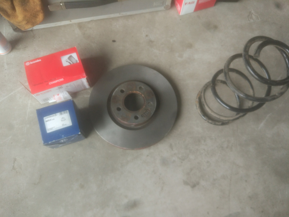 Продолжаю приводить низ в порядок — Volvo S40 (2G), 2,4 л, 2006 года ...