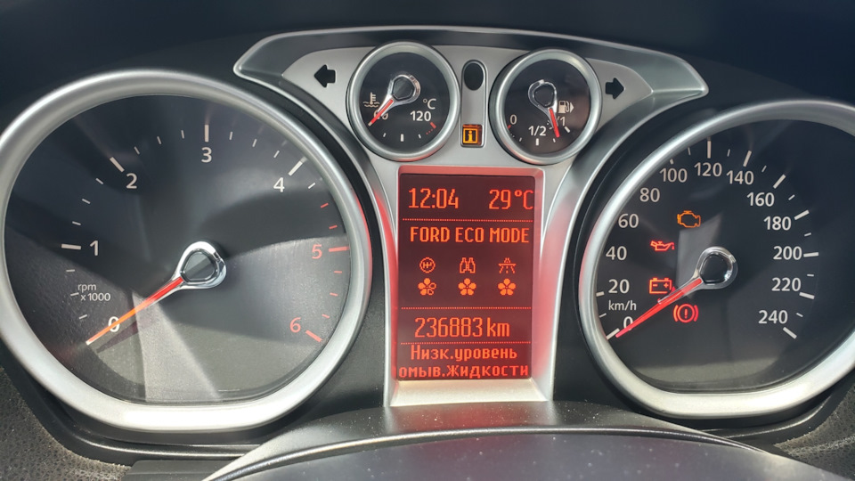 Датчик уровня омывайки — Ford Focus Sedan II, 2 л, 2007 года | тюнинг ...