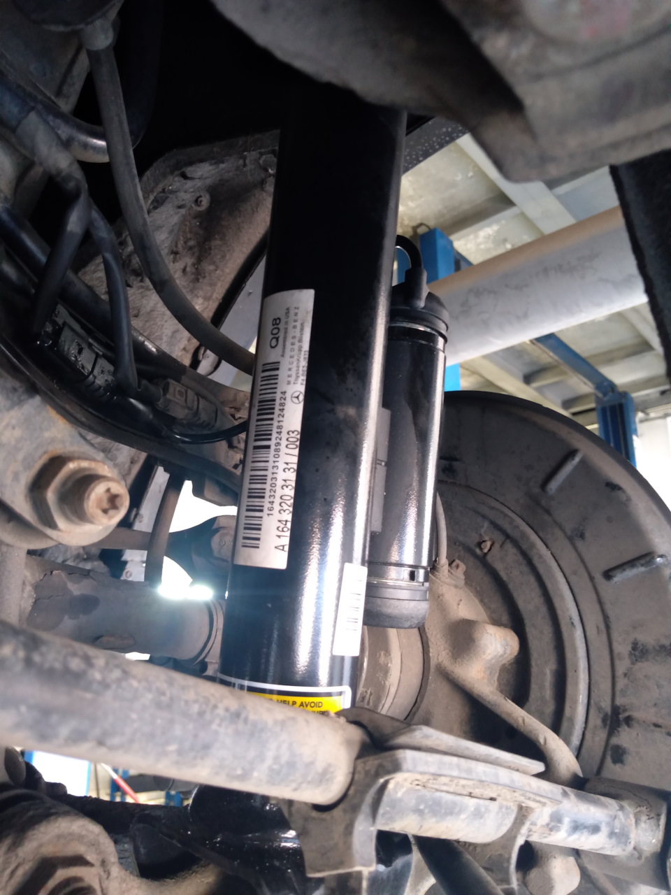 A1643203131 Амортизатор подвески Mercedes | Запчасти на DRIVE2