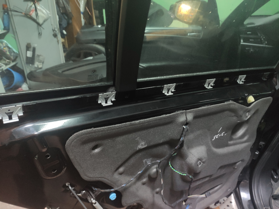 S417A Солнцезащитные шторки и замена динамиков — BMW X5 (E70), 3,5 л ...