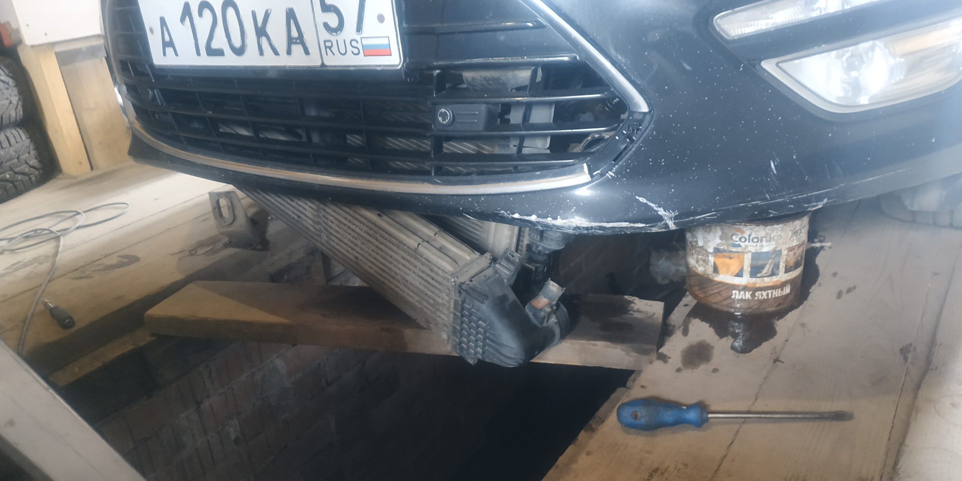 Замена радиатора охлаждения — Ford Mondeo IV, 2 л, 2014 года | своими ...