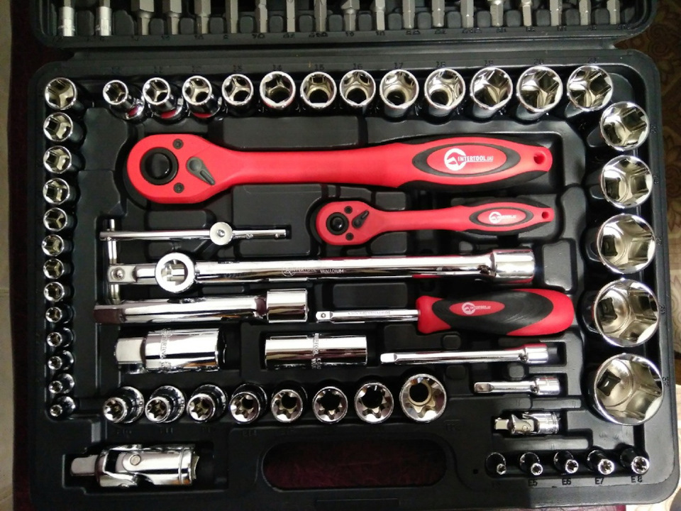 Набор инструмента INTERTOOL — FIAT Ducato III, 2 л, 2012 года | аксессуары | DRIVE2