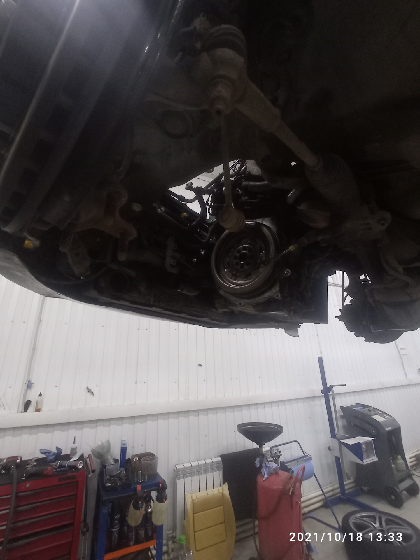 Замена заднего сальника коленвала, масла в DSG6 — Skoda Superb Mk2, 2 л ...