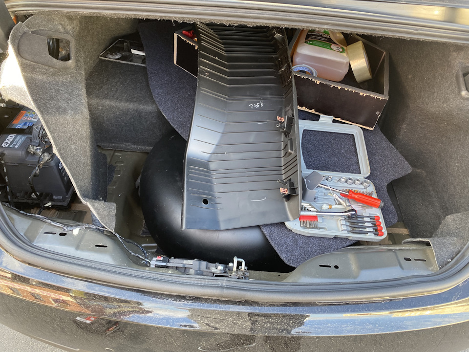 Замена аккумулятора — Lincoln MKZ Hybrid, 2 л, 2014 года | расходники ...