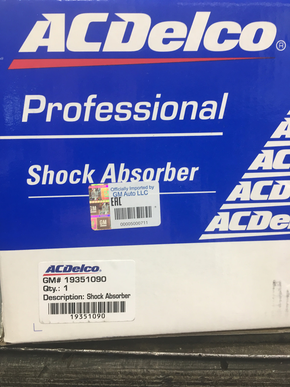 19351090 Стойка амортизационная передняя (правая сторона) ACDelco ...
