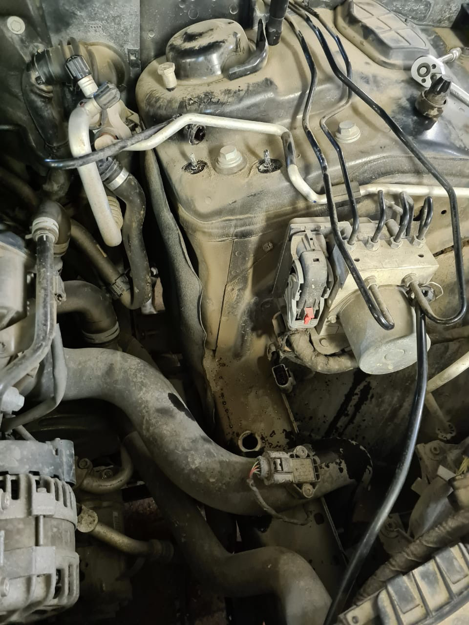 Замена двухмассового маховика и расширительного бачка — Audi A4 B8 FL ...