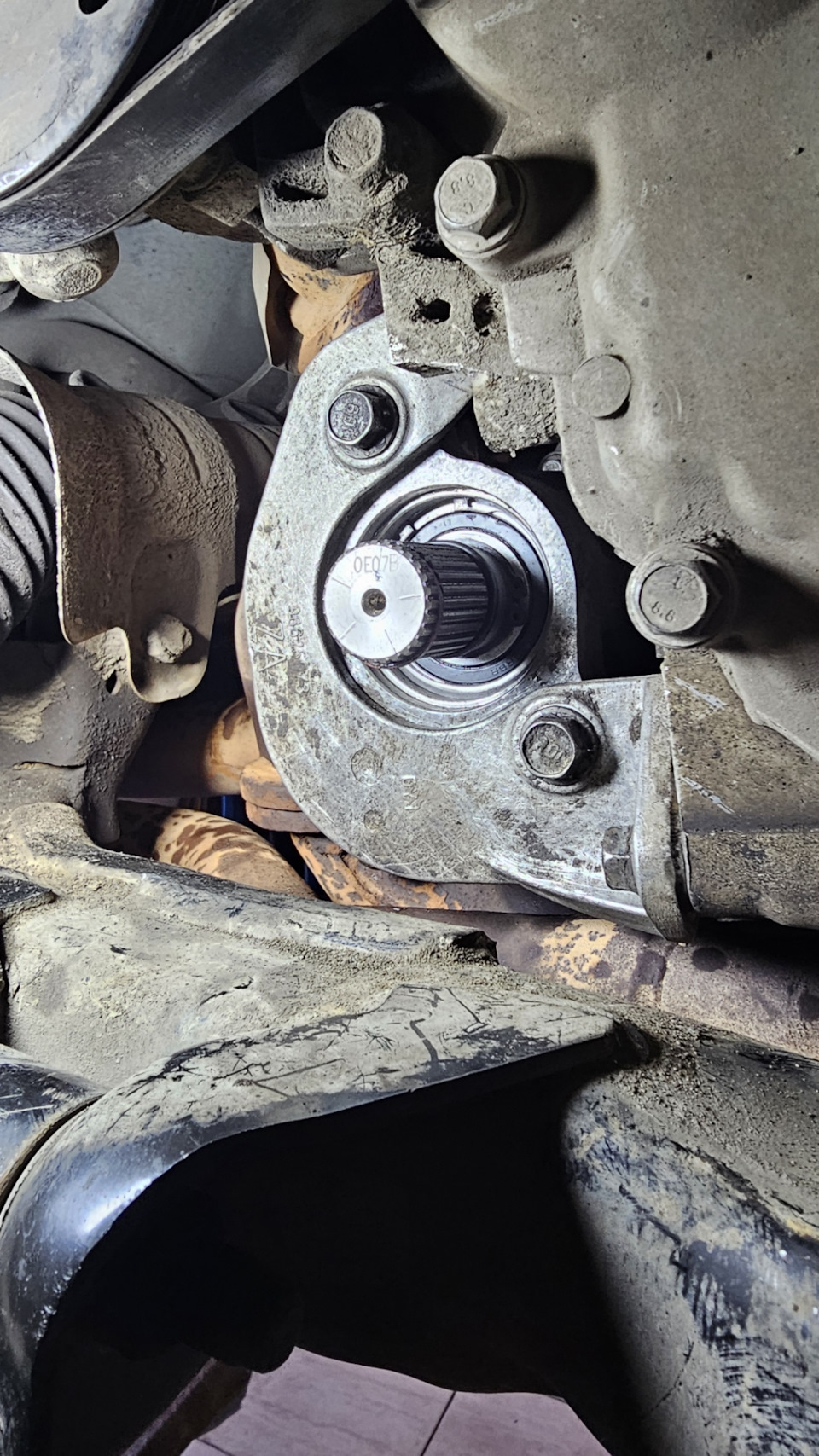 ️Замена подшипника промежуточного вала раздатки и сальника — Chevrolet ...