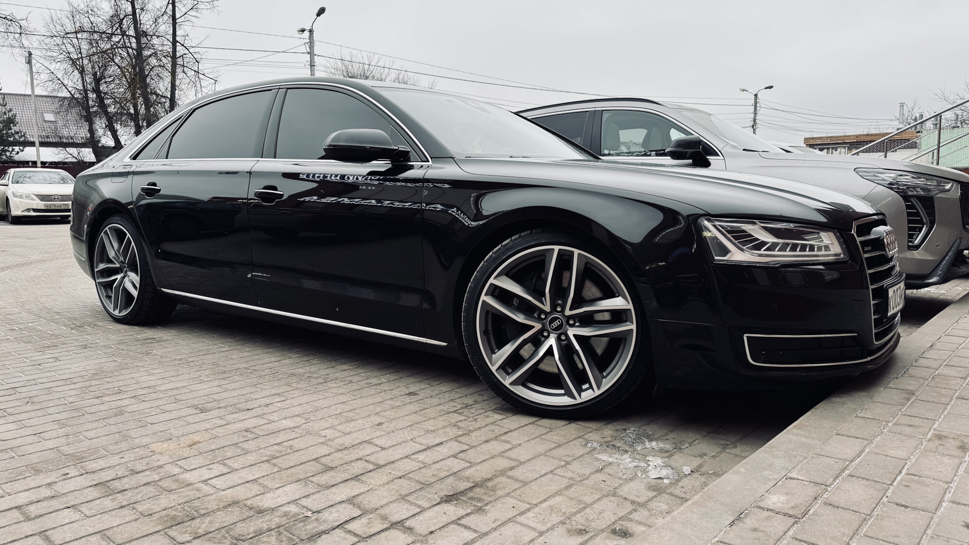 Audi A8 (D4) 3.0 бензиновый 2016 | Black Knight на DRIVE2