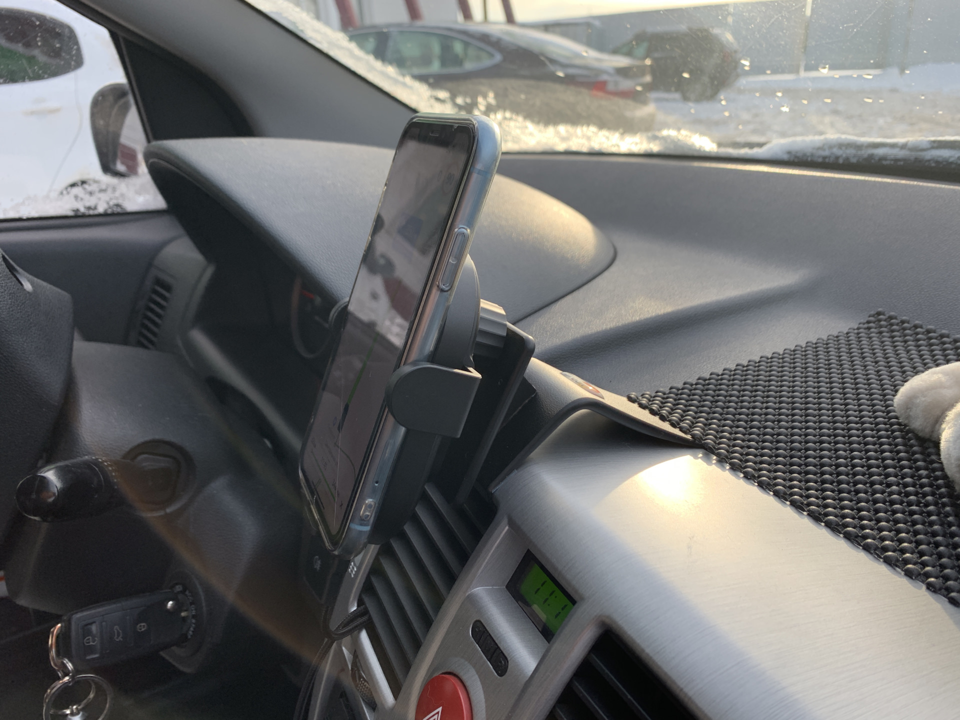 Держатель для телефона Brodit — Hyundai Getz, 1,4 л, 2010 года | своими ...