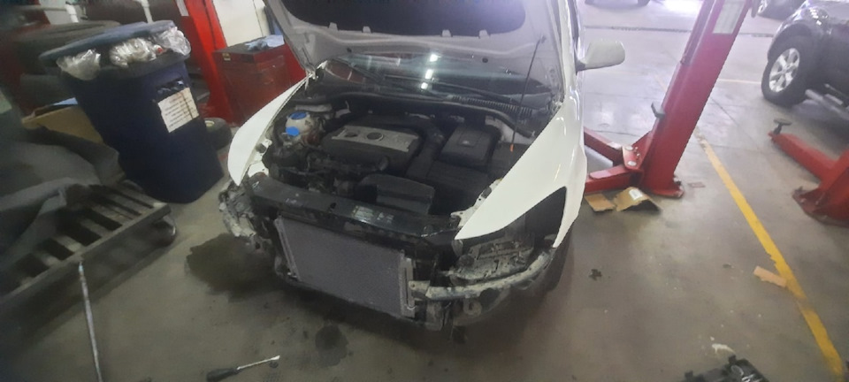 замена радиатора кондиционера — Skoda Octavia Rs A5 Mk2 2 л 2010 года