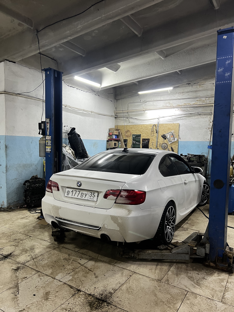 Лезем в мотор🙈 #1 — BMW 3 series Coupe (E92), 2 л, 2008 года | наблюдение | DRIVE2