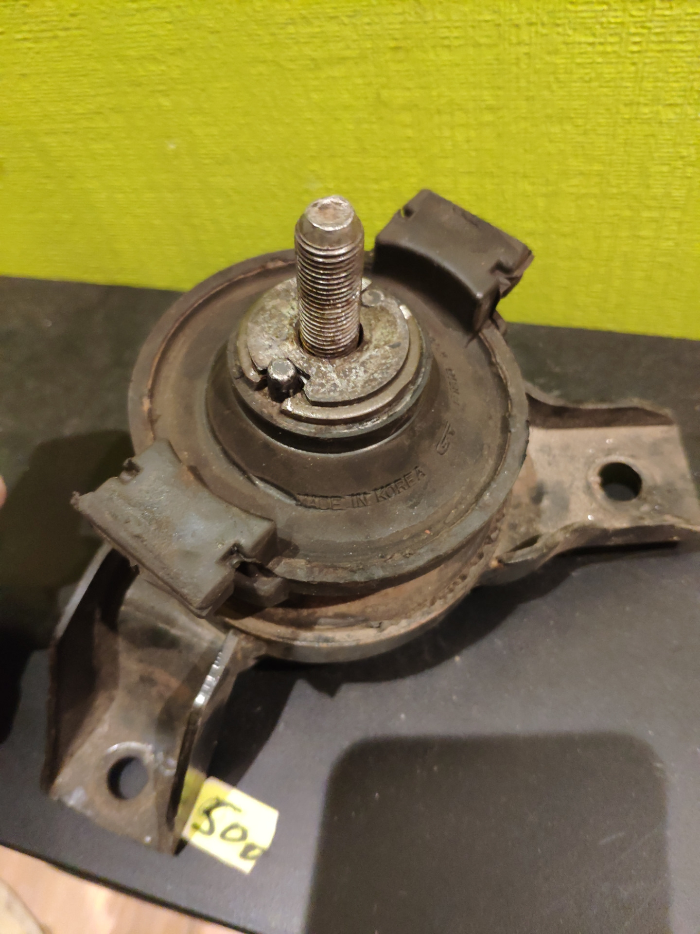 Замена подушки двигателя — Hyundai Getz, 1,3 л, 2004 года | поломка ...