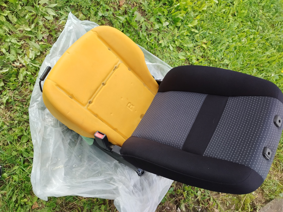 Подогрев сидений — Hyundai Getz, 1,4 л, 2008 года | своими руками | DRIVE2