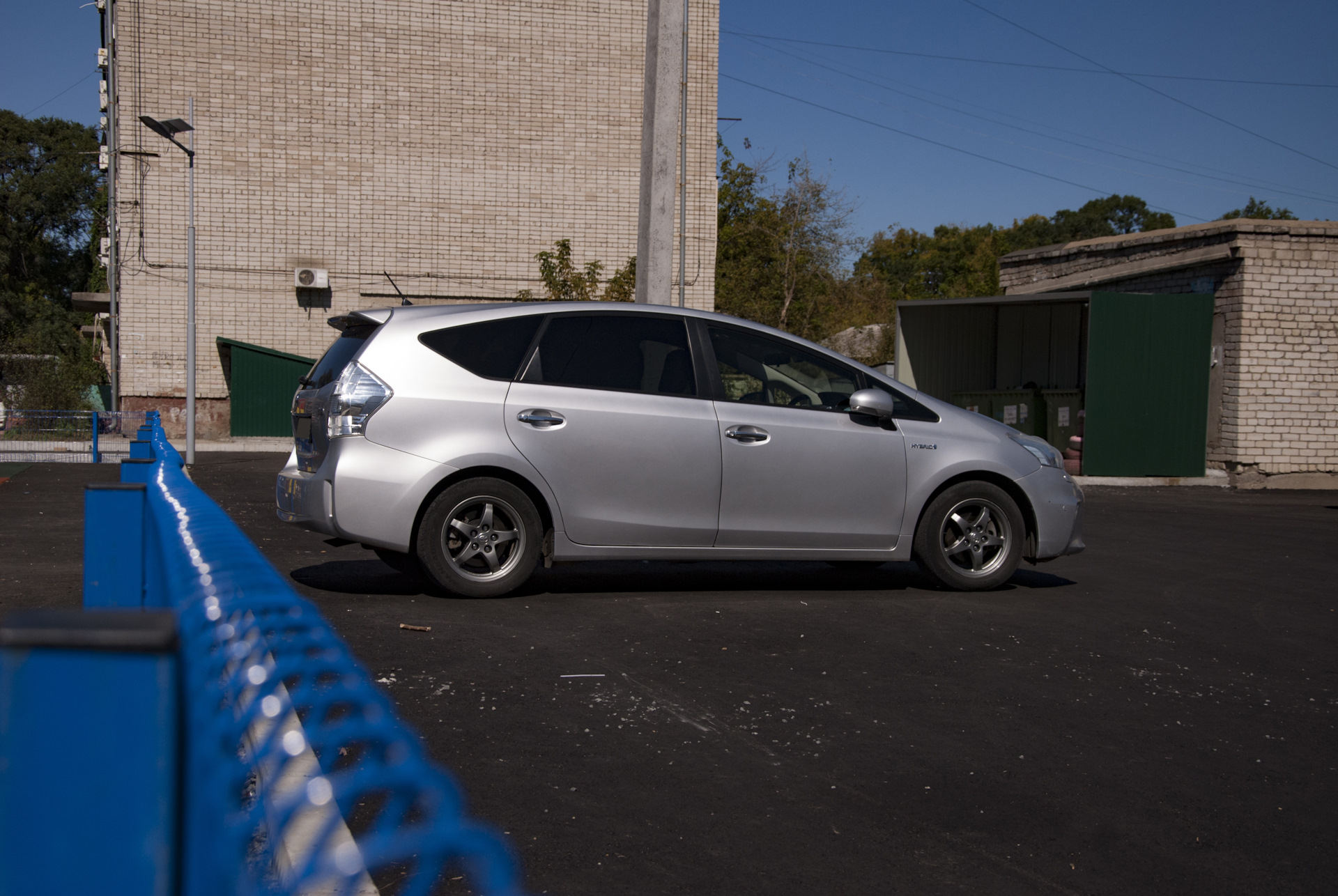 Просто фото — Toyota Prius Alpha, 1,8 л, 2012 года | наблюдение | DRIVE2