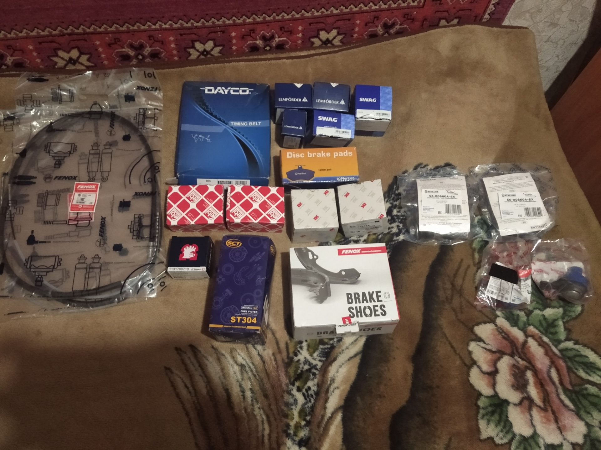 Новые запчастюли — Volkswagen Golf Mk2, 1,6 л, 1988 года | запчасти | DRIVE2