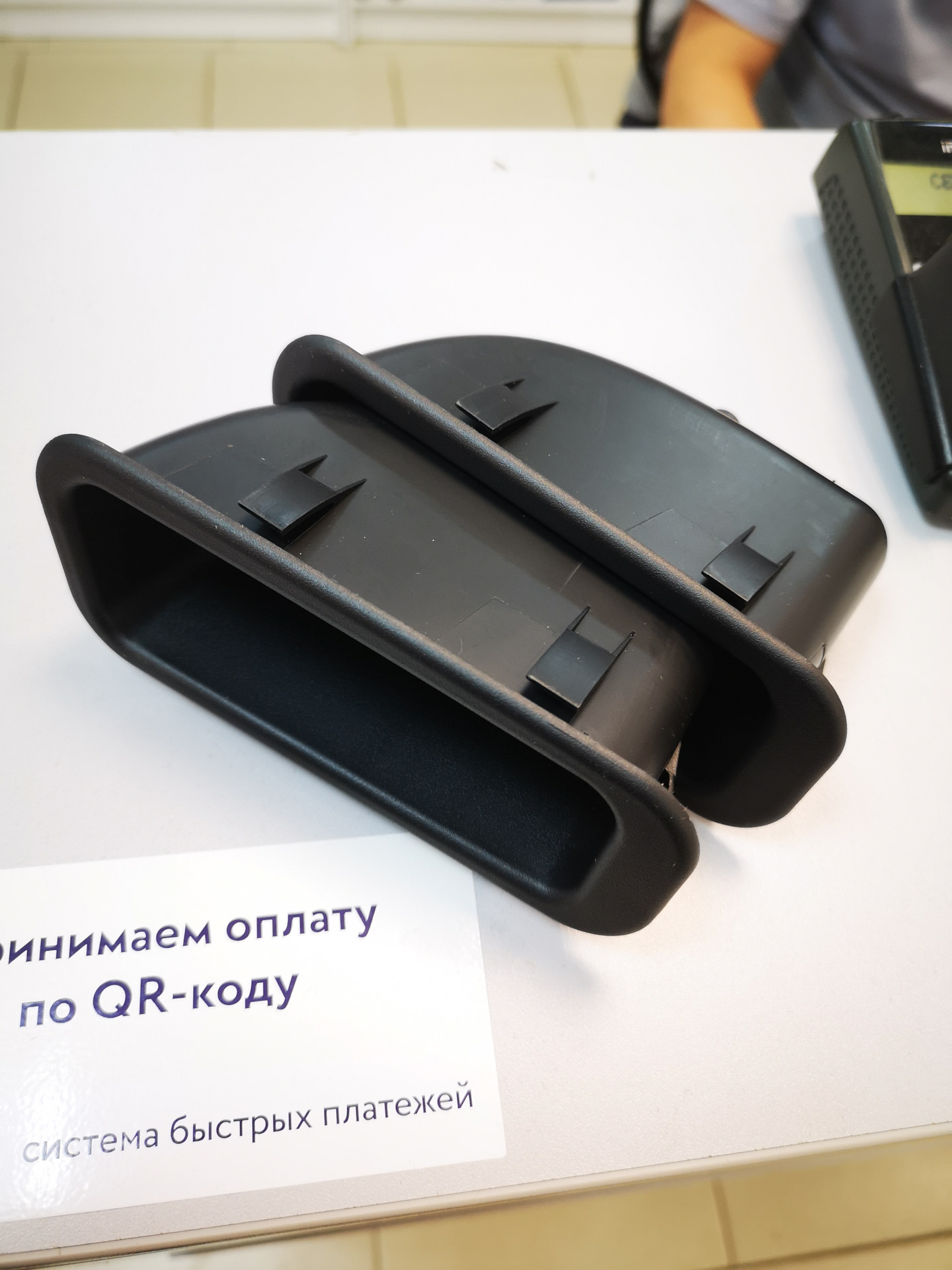 Задние кармашки (гранта) в обшивки дверей — Lada Ларгус, 1,6 л, 2014 ...