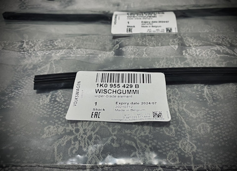 1K0955429B Резинки стеклоочистителя VAG | Запчасти на DRIVE2