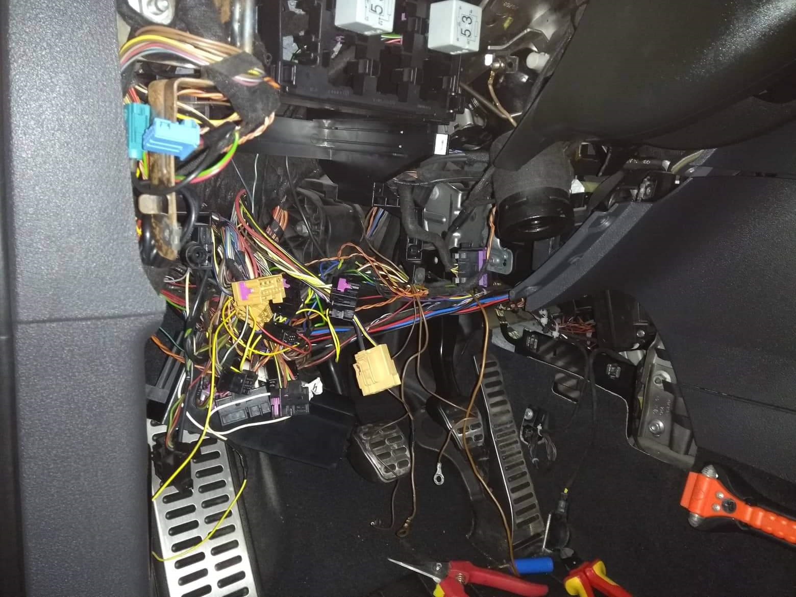 установка нового BCM 😉 — Volkswagen Touran (1G), 1,9 л, 2008 года ...