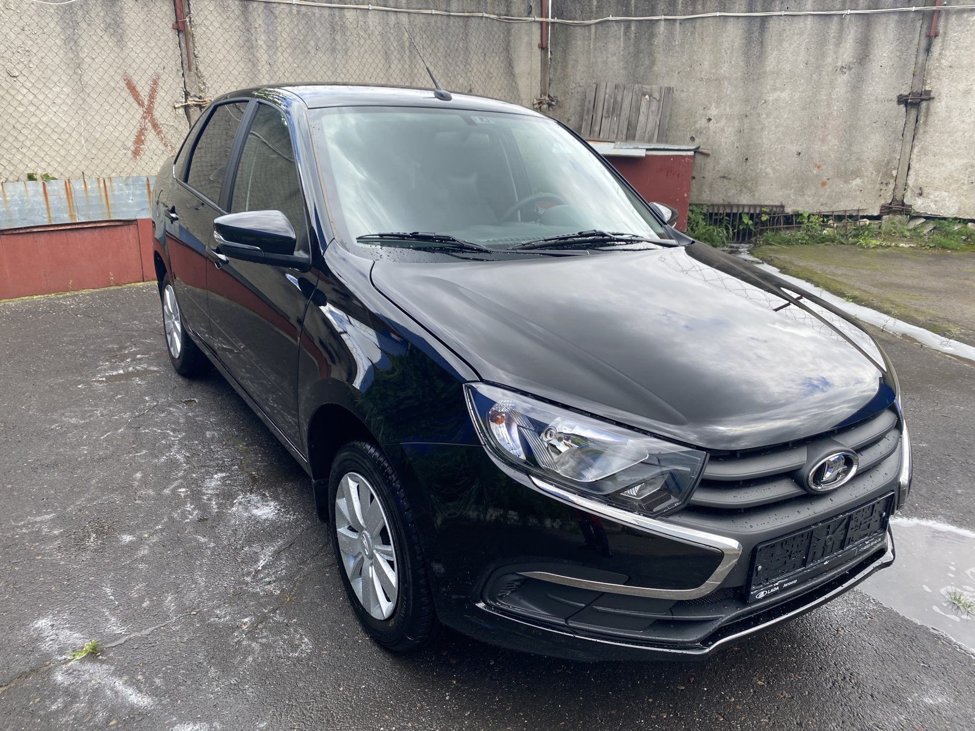 Нанесение защитного покрытия (быстрое) — Lada Granta (2G) FL, 1,6 л ...