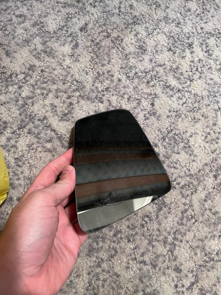 Зеркальный элемент правый на Mercedes-Benz C-Class (W204), Mercedes ...