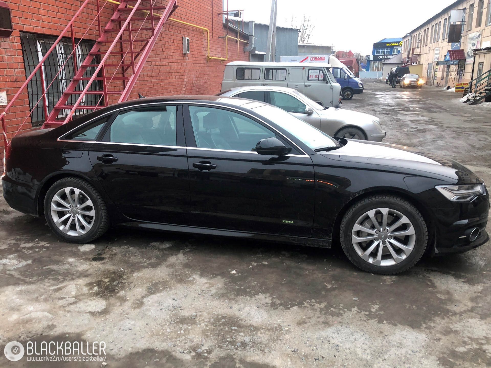 Пороги S-line рестайл — Audi A6 (C7), 3 л, 2012 года | тюнинг | DRIVE2