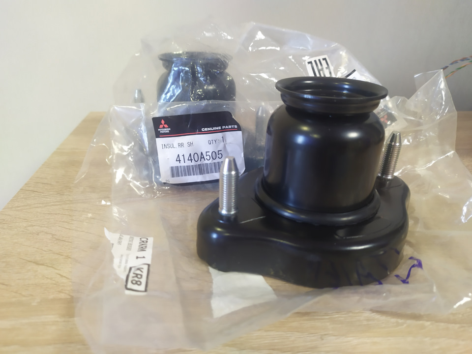 MR491946 Проставка заднего амортизатора Mitsubishi | Запчасти на DRIVE2