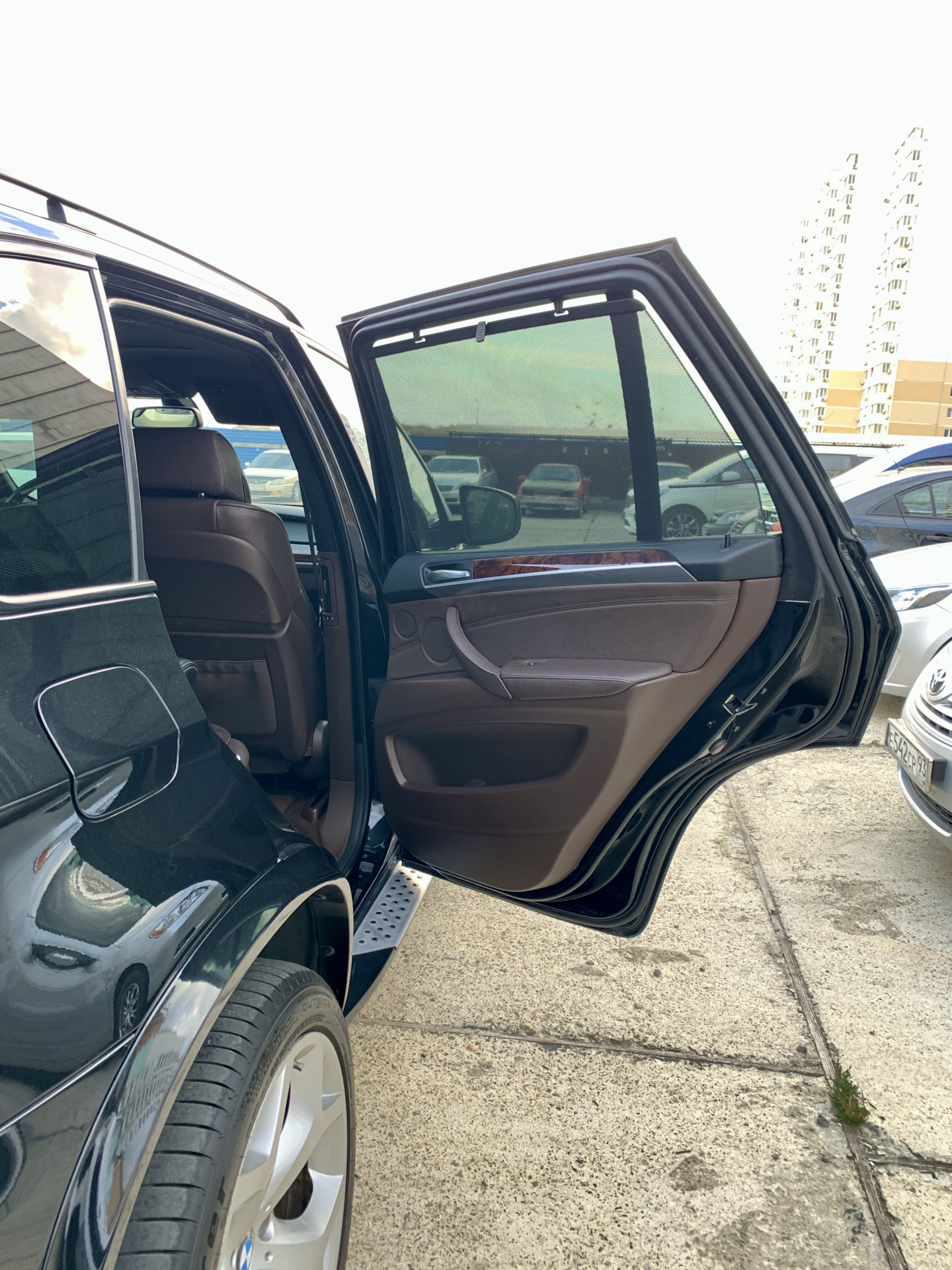 🟤 S417A Солнецезащитная штора окна двери Зд — BMW X5 (E70), 3 л, 2007 ...