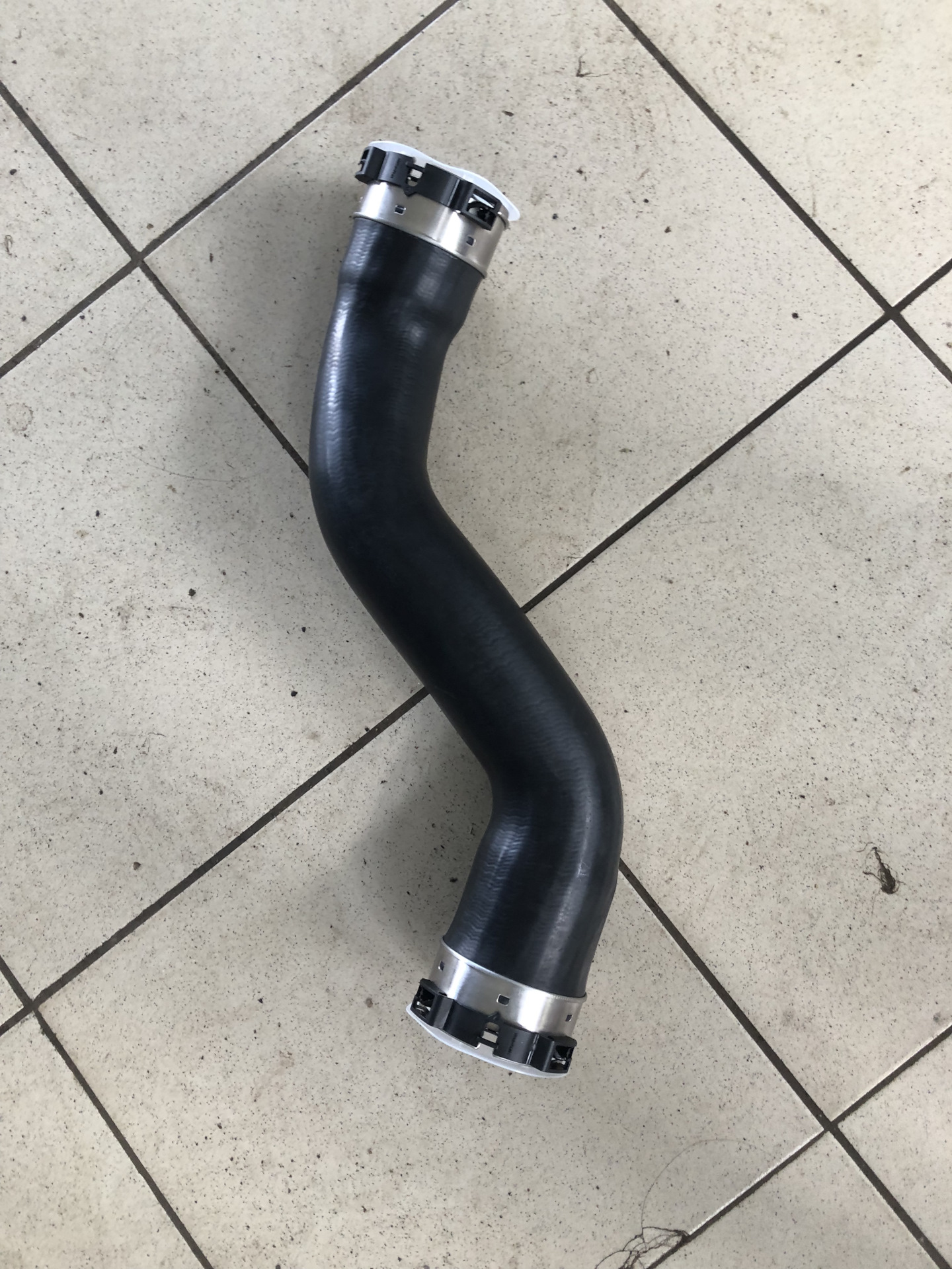 Патрубок интеркулера левый — Mercedes-Benz GLK-Class (X204), 2,1 л ...