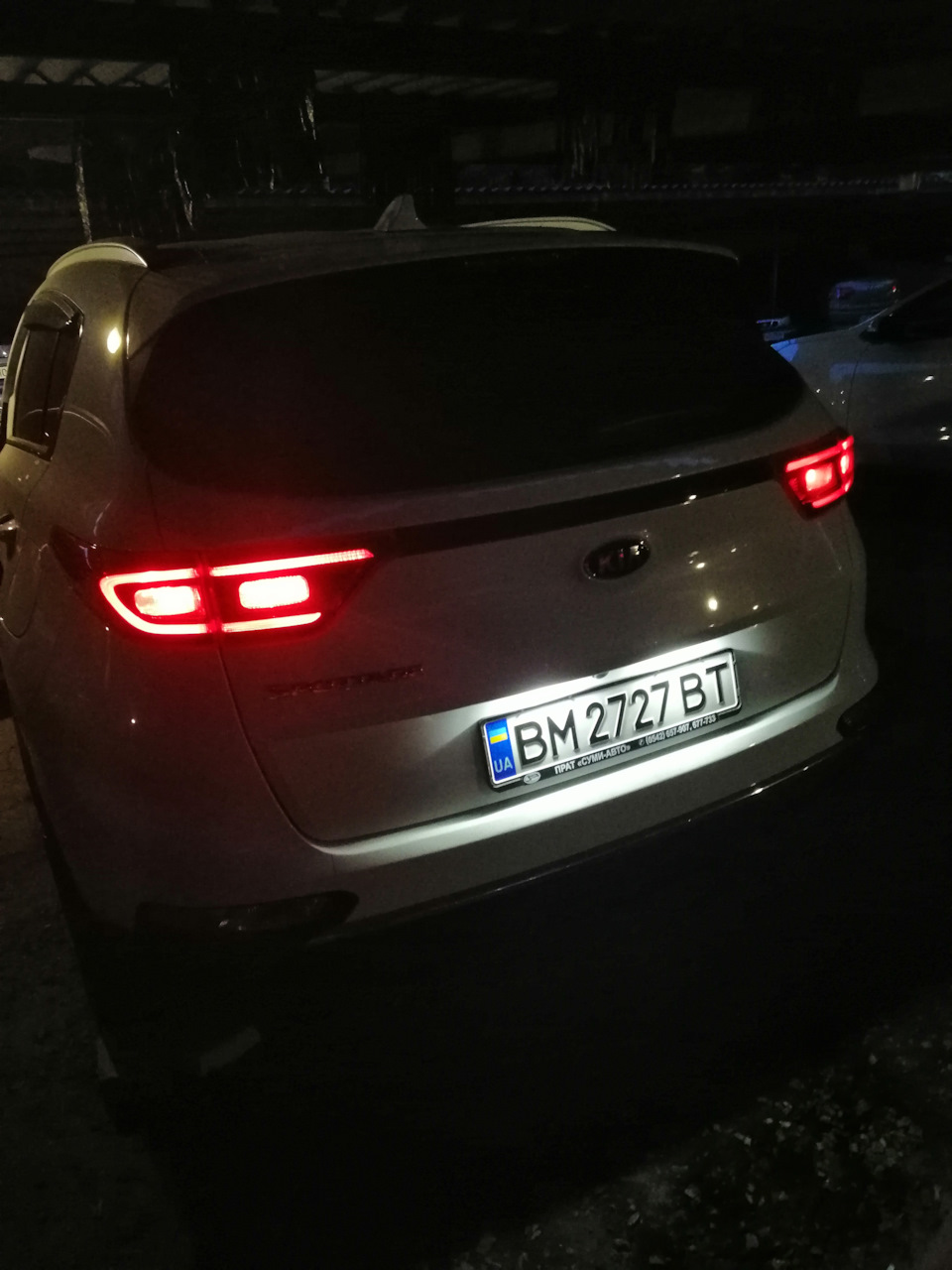Лампочки для подсветки номерного знака — KIA Sportage (4G), 1,6 л, 2021 ...
