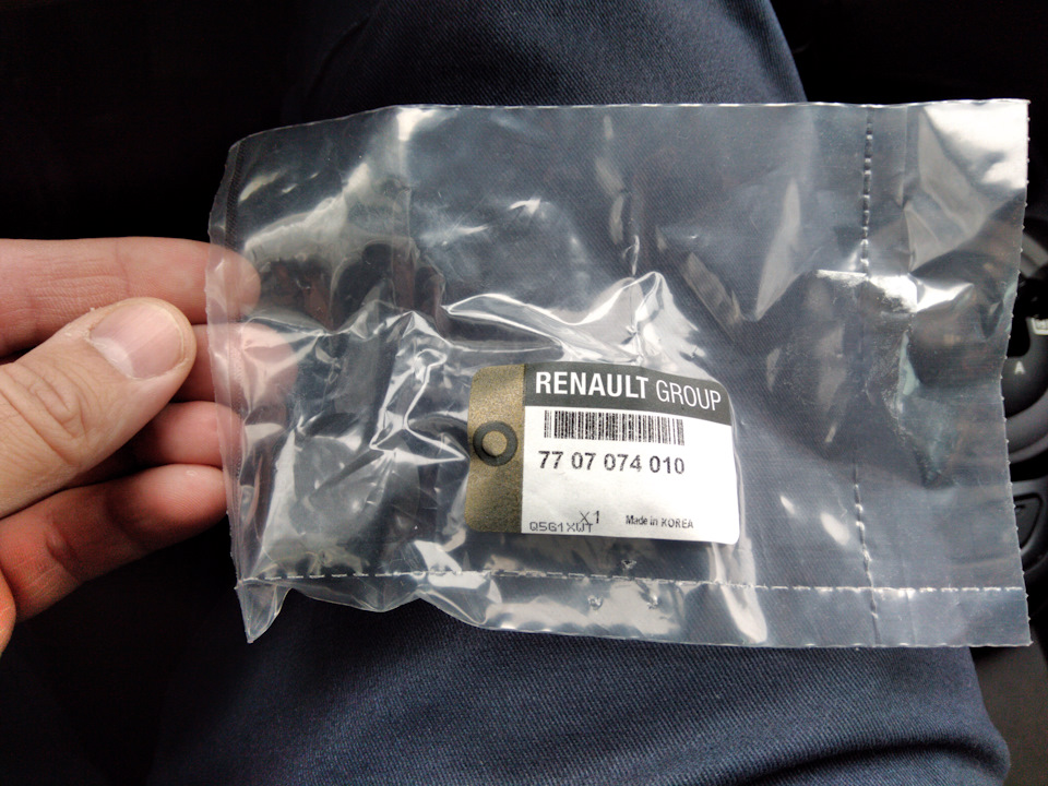 7707074010 Заглушка RENAULT | Запчасти на DRIVE2