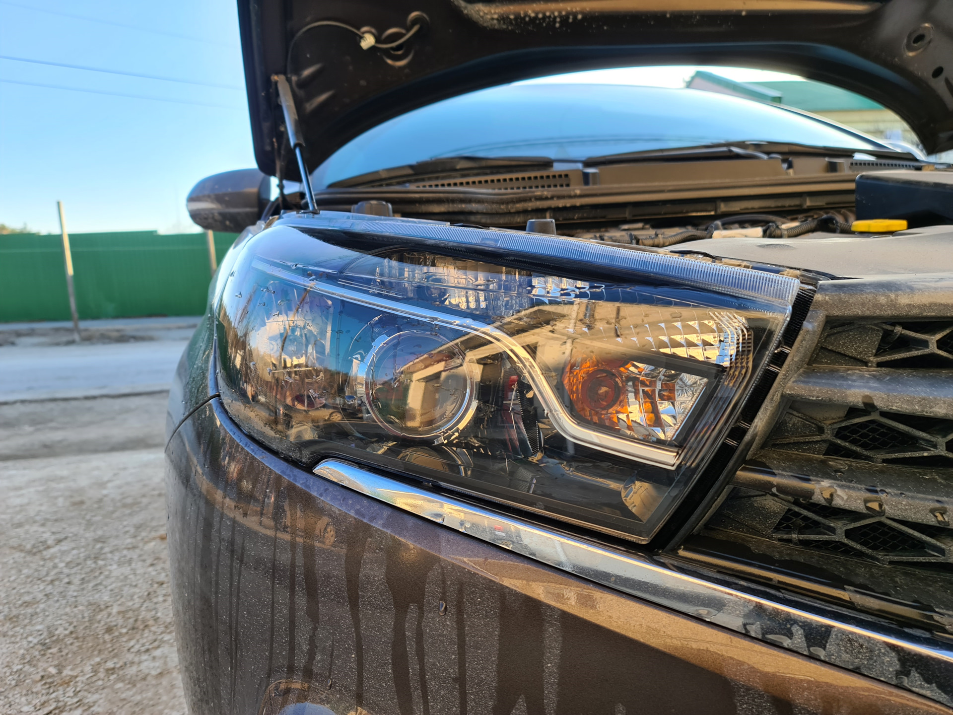 Светодиодная BI-LED линза в Lada Vesta тюнинг оптики — Lada Vesta SW (1G), 1,6 л, 2019 года ...