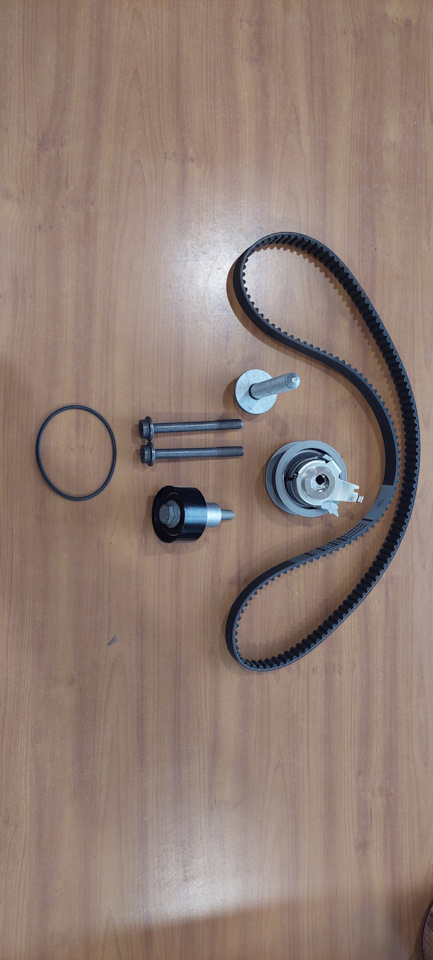 04E198119 Ремонтный комплект зубчатого ремня с нат VAG | Запчасти на DRIVE2