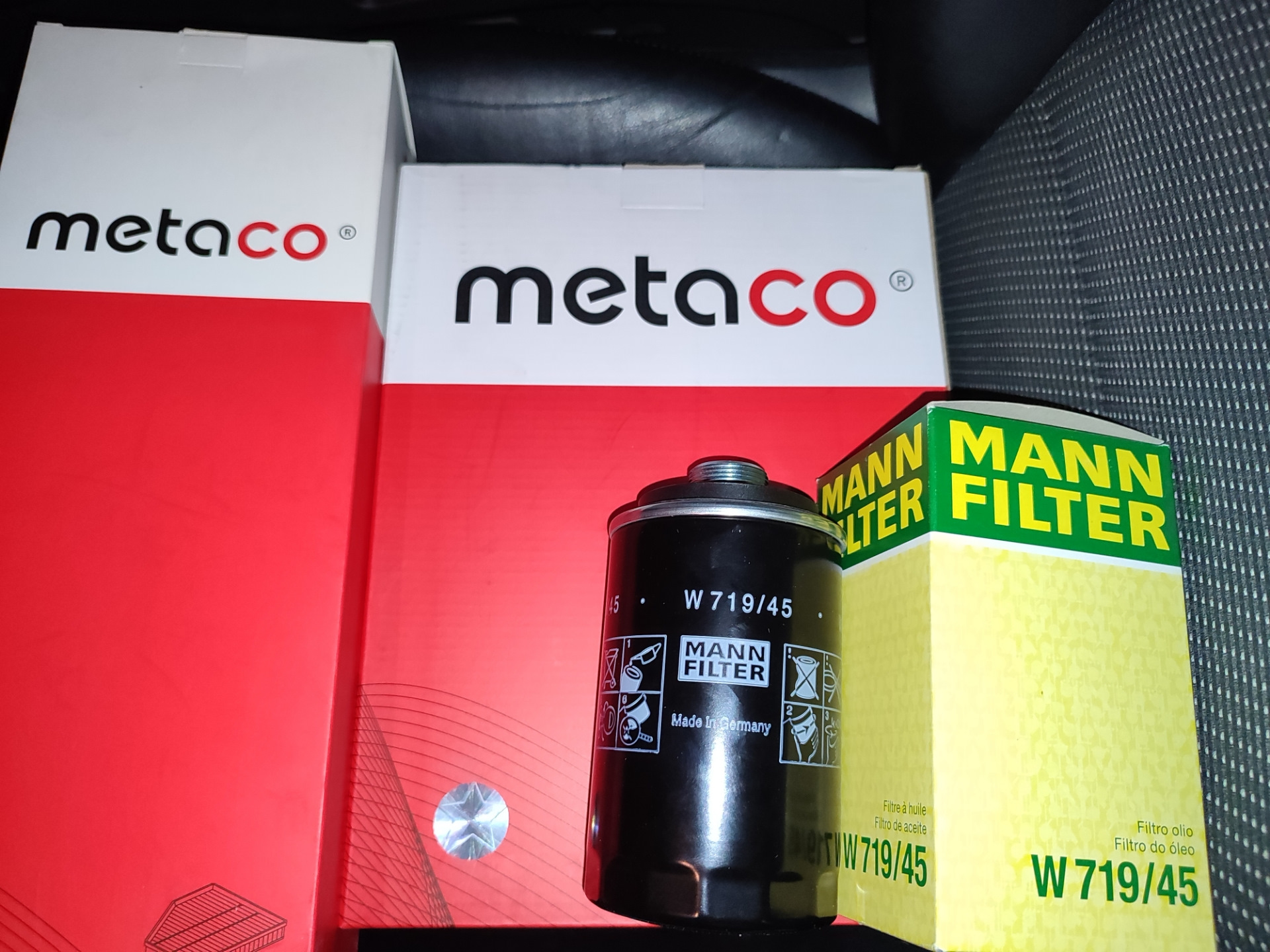 Масло, салонный и воздушный фильтра — Skoda Octavia A5 Mk2, 1,8 л, 2012 ...