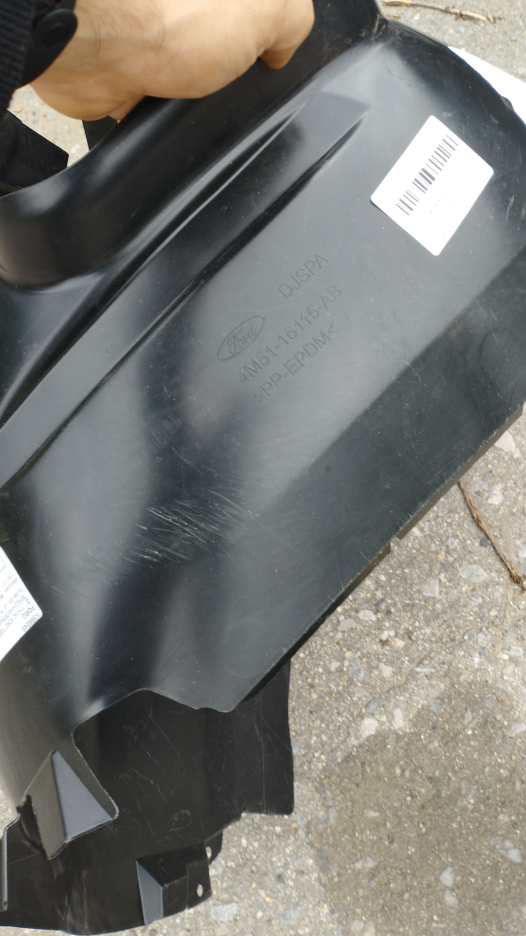 Замена подкрылка переднего — Ford Focus Wagon II, 1,6 л, 2007 года ...