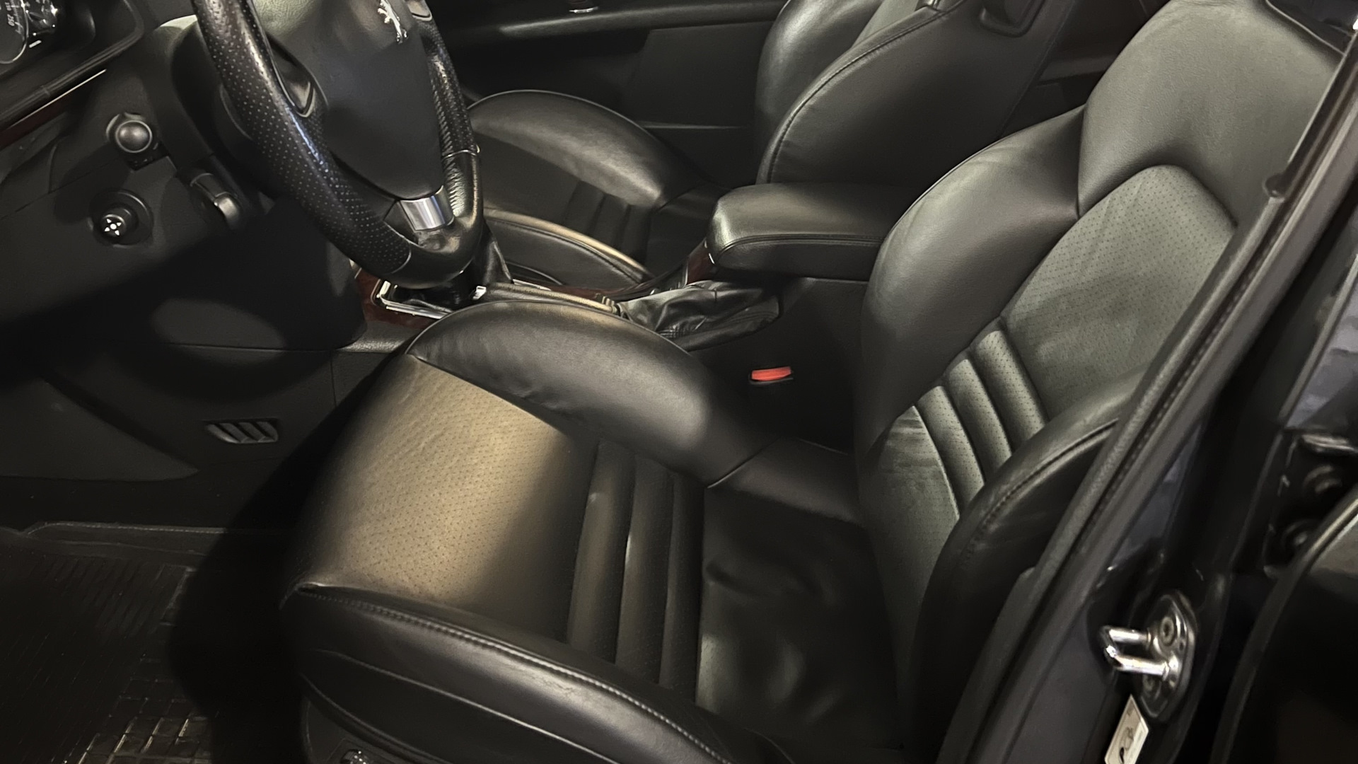 Peugeot 407 1.8 бензиновый 2006 | Black Frog на DRIVE2