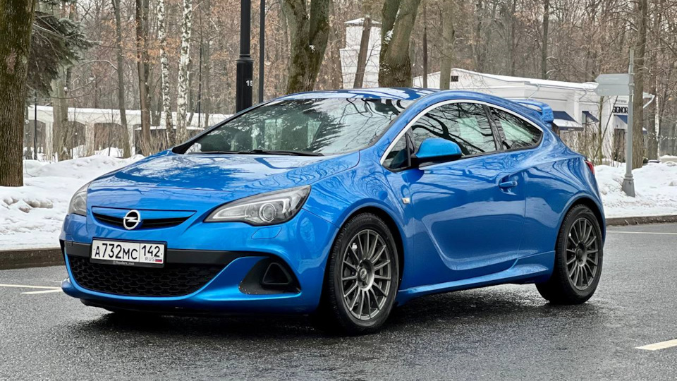 Opel Astra J OPC 2.0 бензиновый 2013 | на DRIVE2