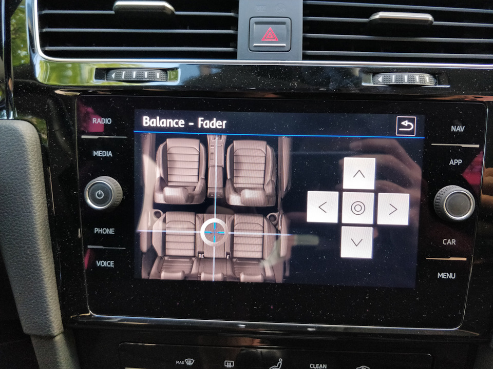 Rear speakers replaced & TPI 2034491/2 — Volkswagen Golf Mk7, 1,6 л ...