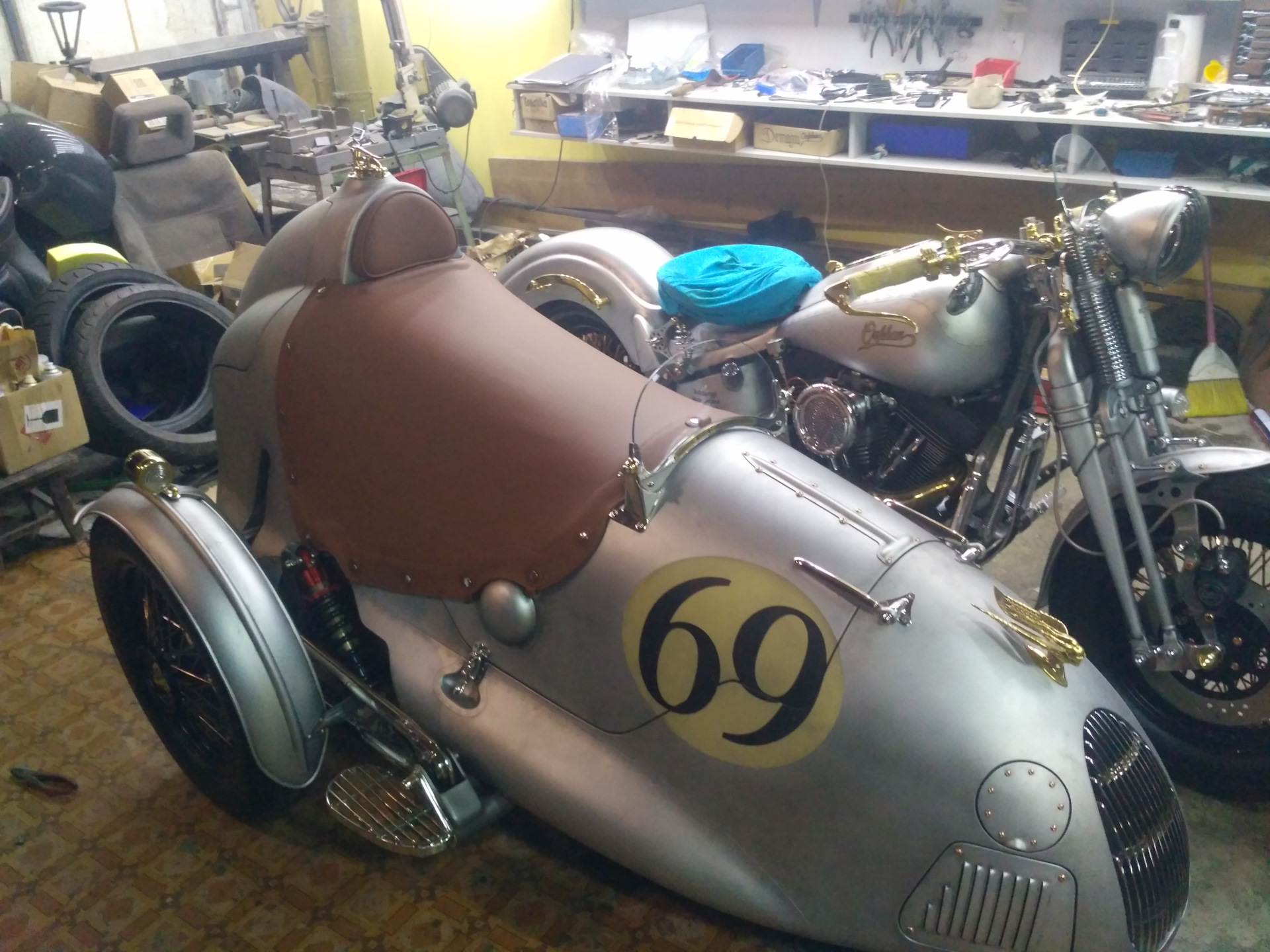 Колхоз він і в Ауді колхоз… — Audi 100 Avant (C3), 2,3 л, 1990 года ...