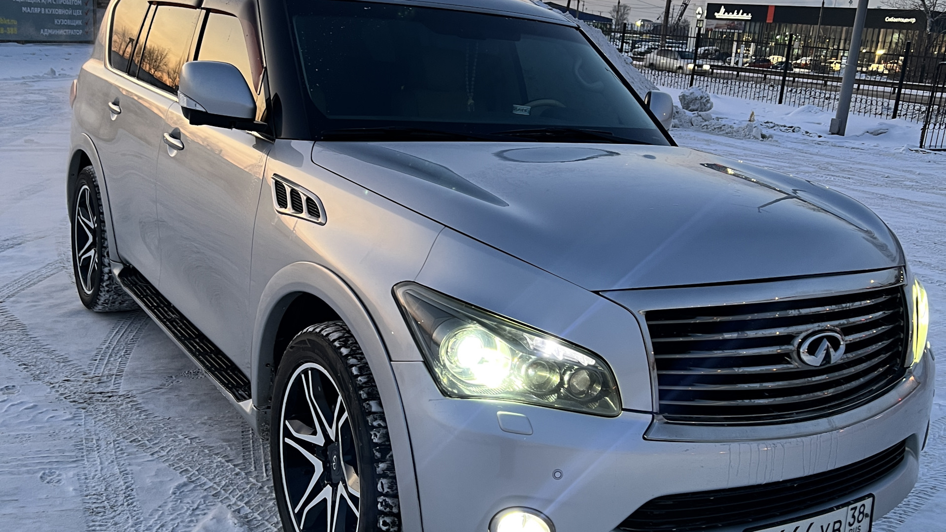Infiniti QX56 (2G) 5.6 бензиновый 2012 | на DRIVE2