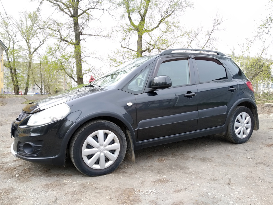Чернитель пластика. — Suzuki SX4 (1G), 1,6 л, 2010 года | просто так ...