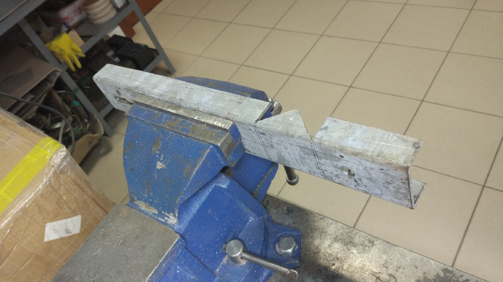 Замена переднего сальника коленвала Volvo XC70 D3 D4 D5 2014 года или ...