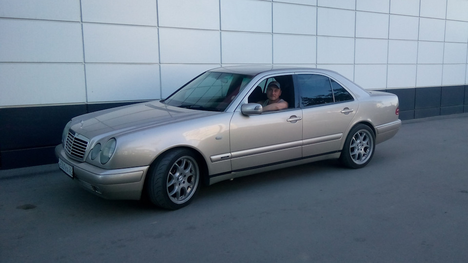 Mercedes-Benz E-class (W210) 2.4 бензиновый 1999 | E240 на DRIVE2