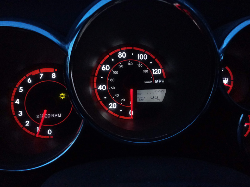 Поперечины рейлингов — Pontiac Vibe (1G), 1,8 л, 2004 года | аксессуары ...