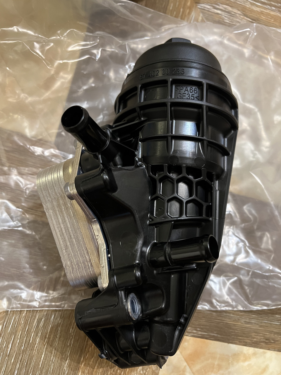 Замена корпуса масленного стакана в сборе с теплообменником Mercedes ...