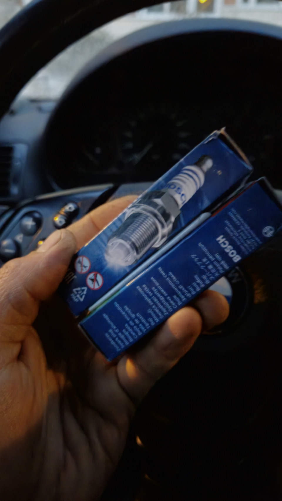 23.Свечи, колодки Аморики — BMW 3 series (E46), 1,9 л, 2000 года ...