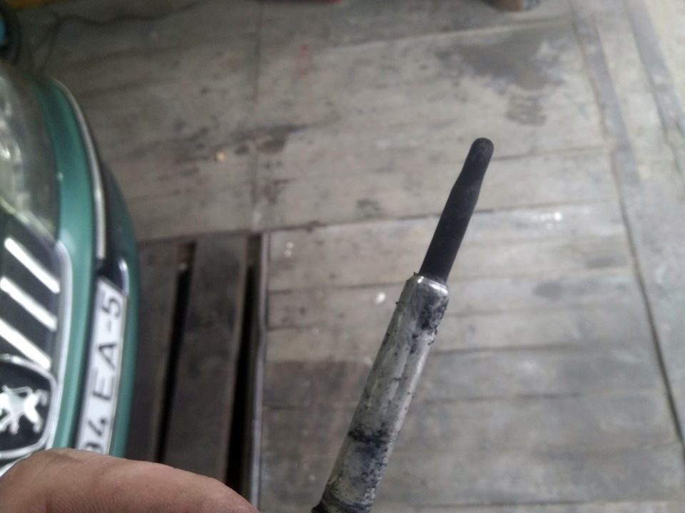 Замена клипс радиаторной решетки и втулок держателя капота — Subaru ...