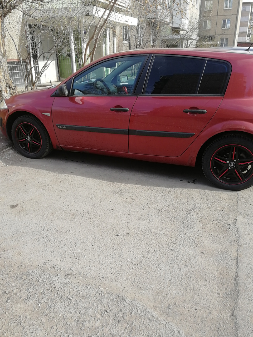 Диски r16 — Renault Megane II, 1,6 л, 2004 года | фотография | DRIVE2