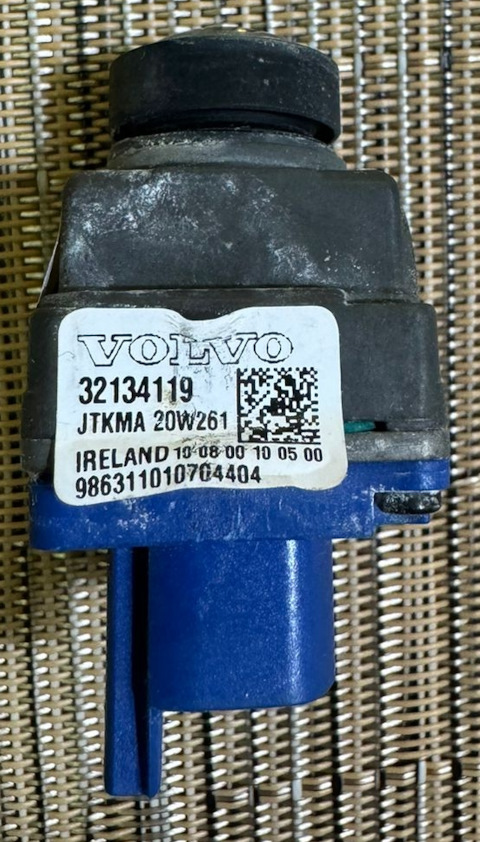 32134119 Камера заднего вида для XC40 Volvo | Запчасти на DRIVE2